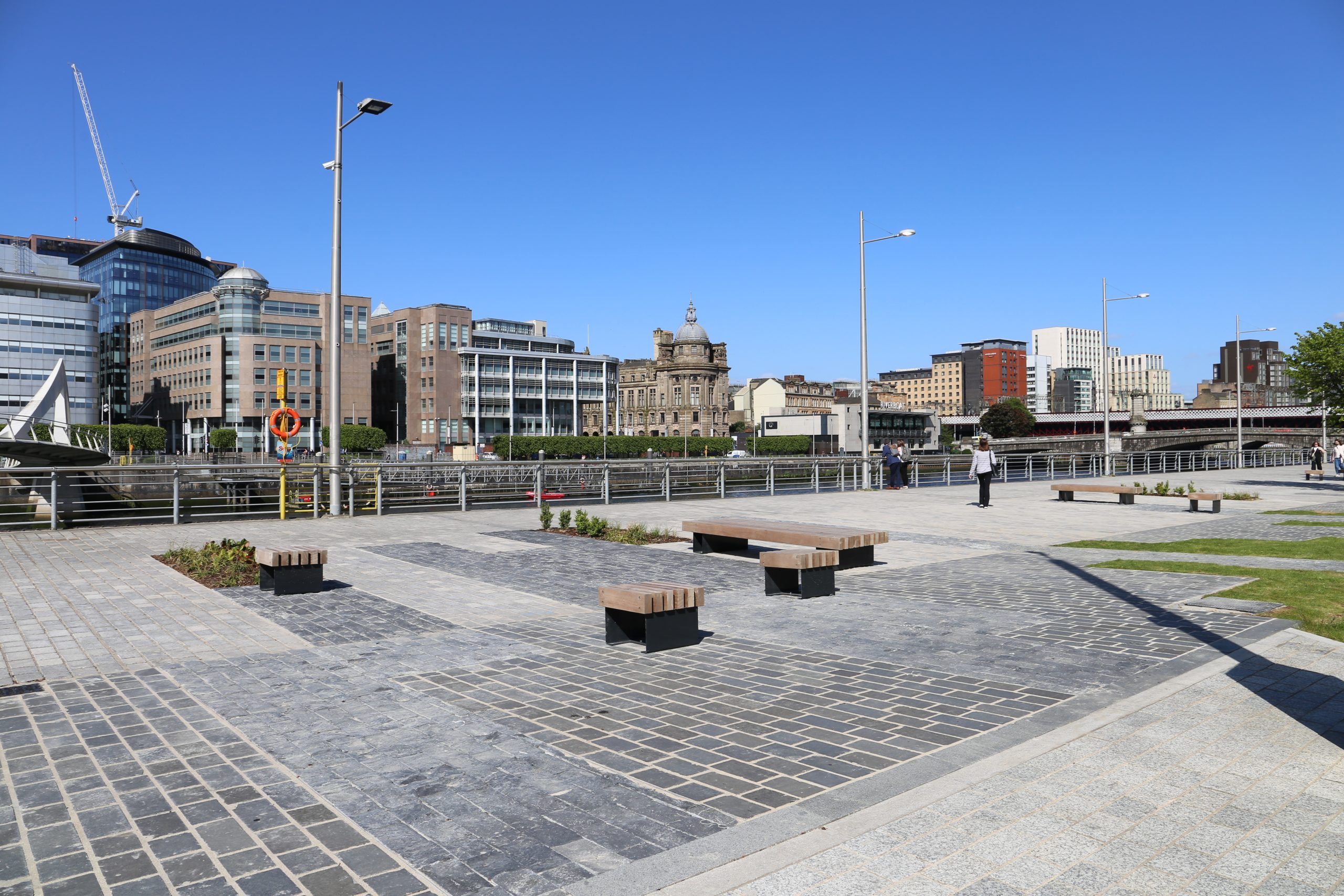 Tradeston Waterfront Promenade - Hirst Landscape Architects
